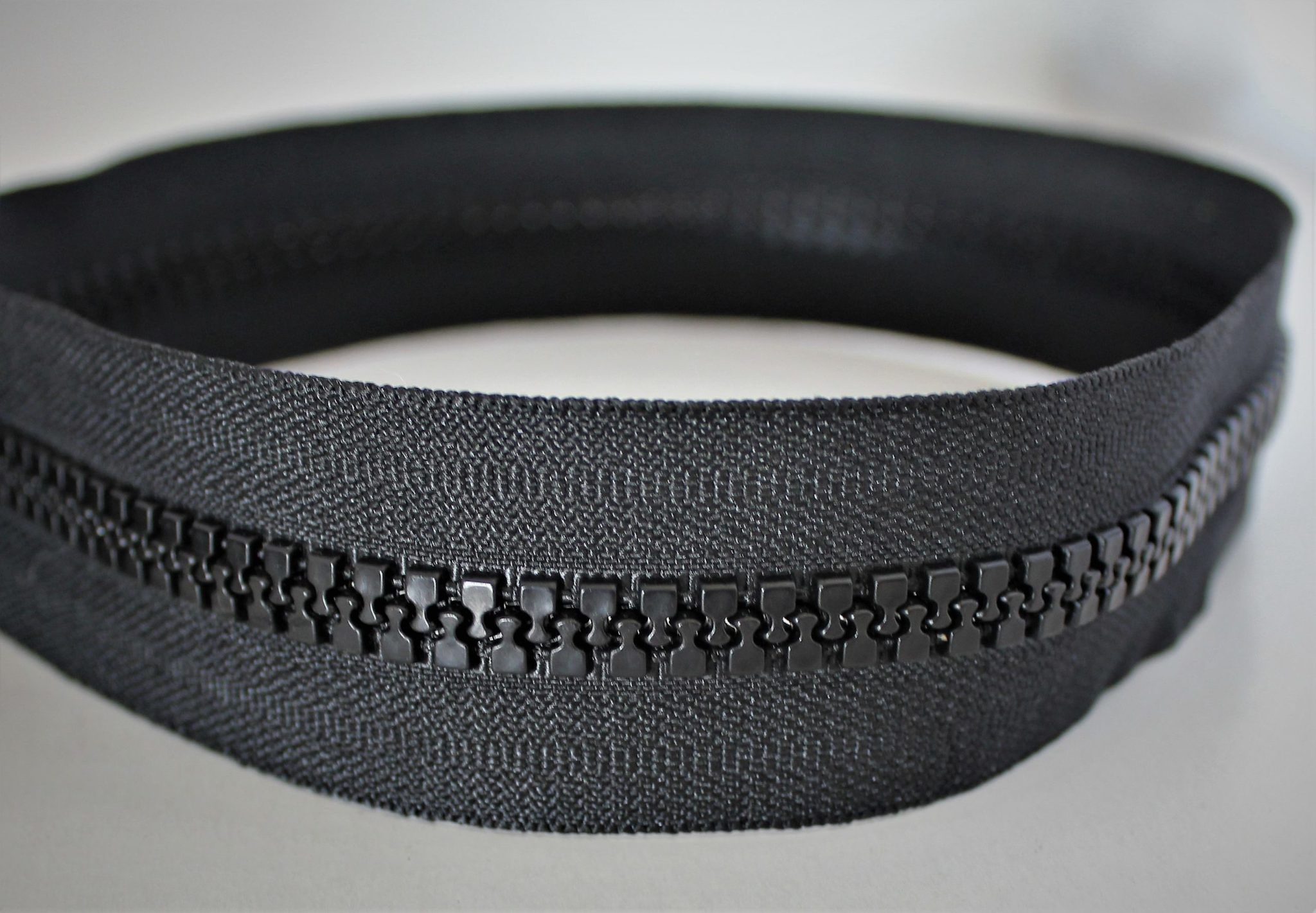 Black Continuous Zipper Size No 3 Large Zippers – Haberdasher.com.au