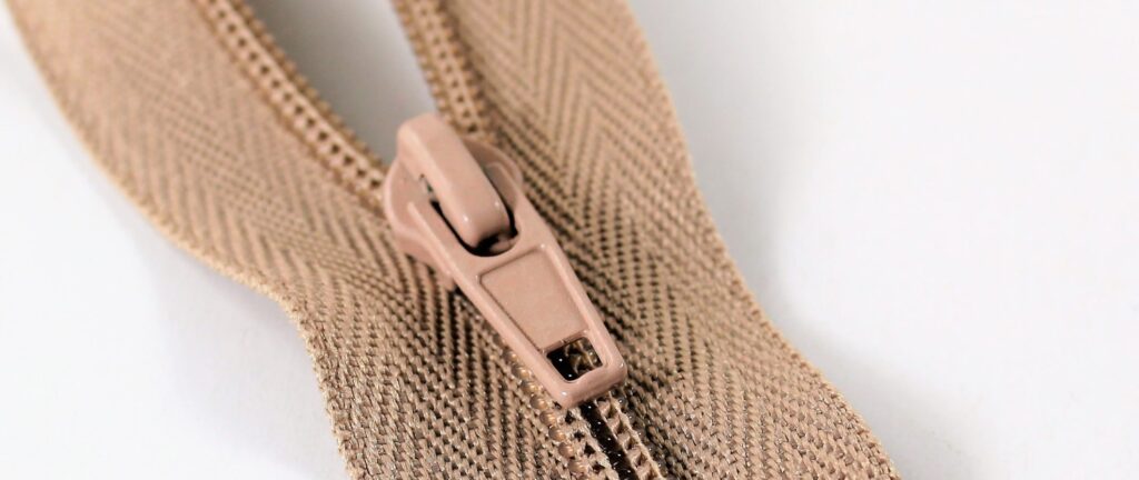 Bulk Cushion Zipper Cut to Size in Australia no 3 with Zipper Pulls ...