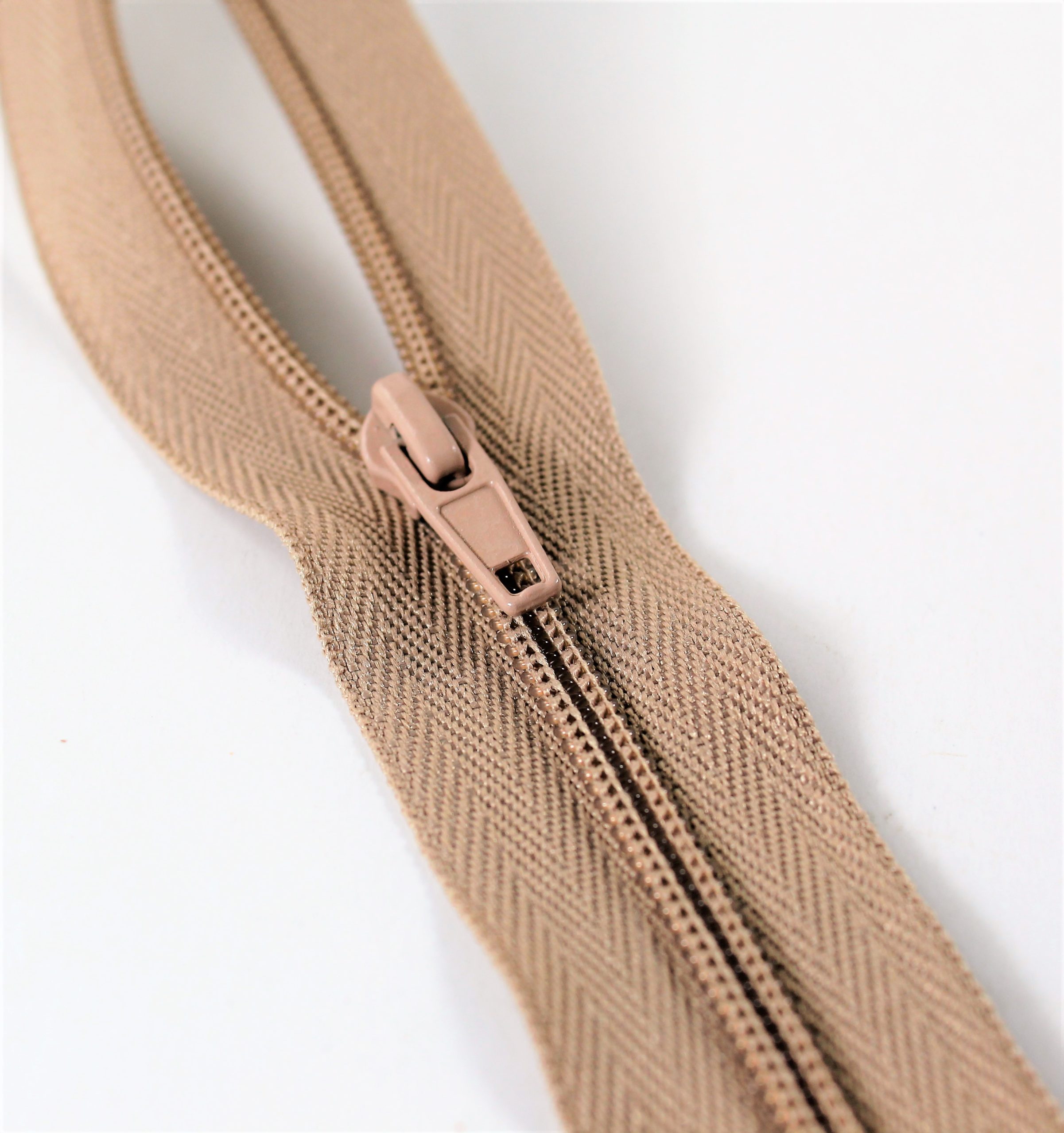 Bulk Cushion Zipper Cut to Size in Australia no 4 with Zipper Pulls